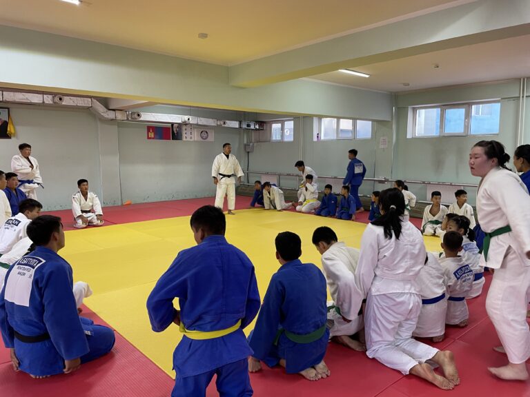 VISIT DOJO～道場訪問～🇲🇳「モンゴル柔道アカデミー・モンゴル国体育大学」 | 認定特定非営利活動法人JUDOs